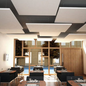 Deckensegel: Akustik über Kopf optimieren